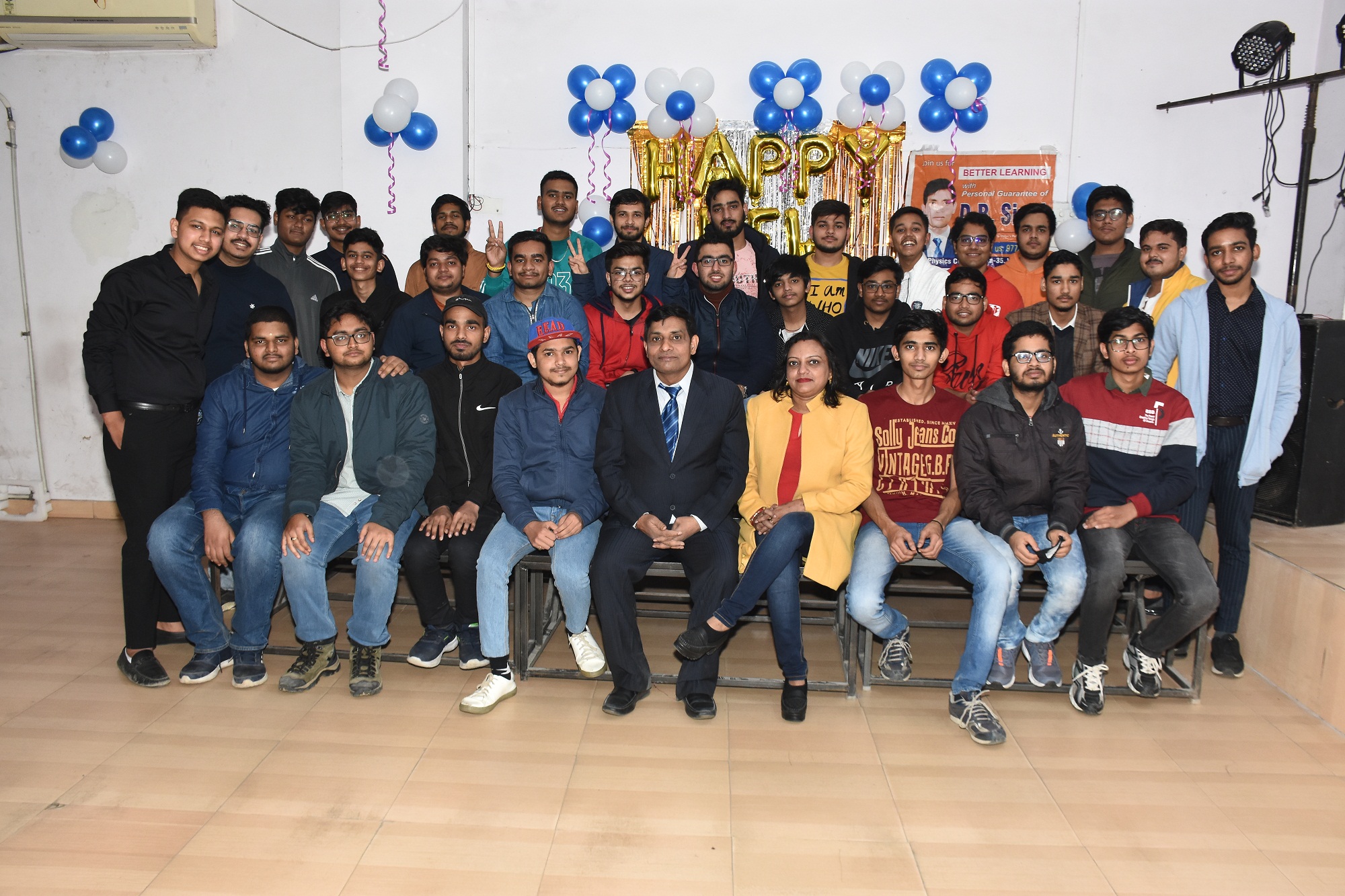 Our Courses – iitphysicscentre